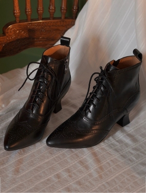 Black Vintage Brogue Carved Leather Lace-Up Victorian Ankle Boots